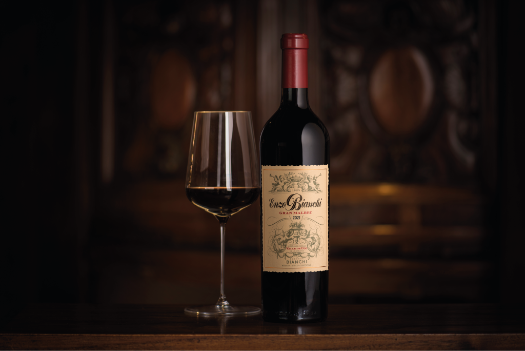 Reconocimiento internacional para Enzo Bianchi Gran Malbec 2021: Un ...